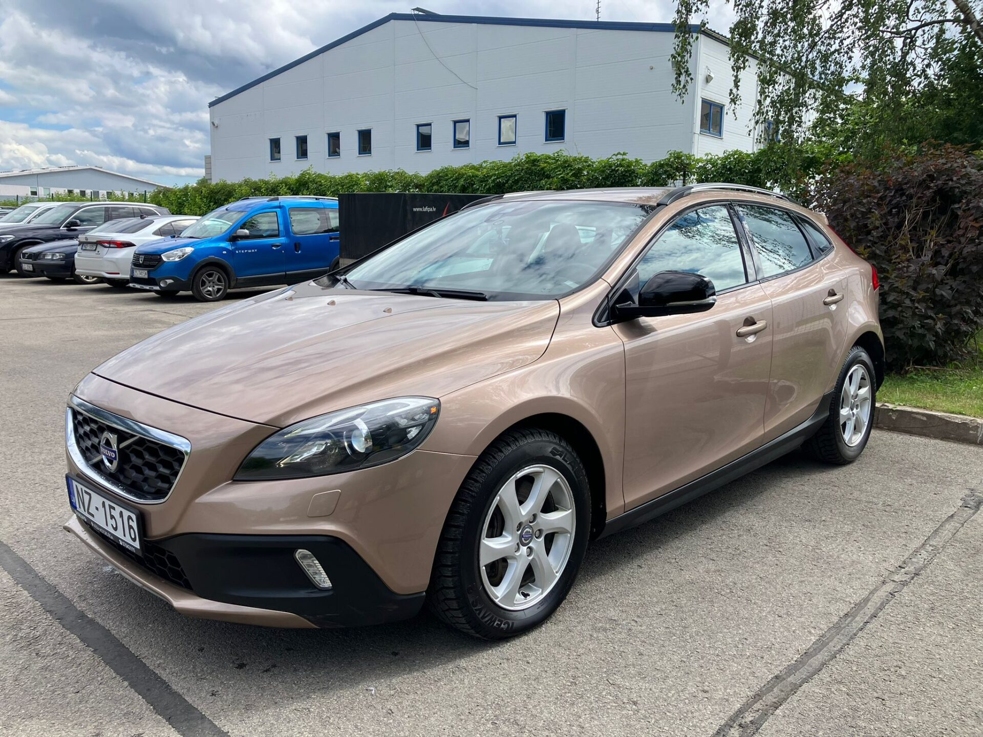Volvo V40 Cross Country 4x4 | Brum Brum Auto